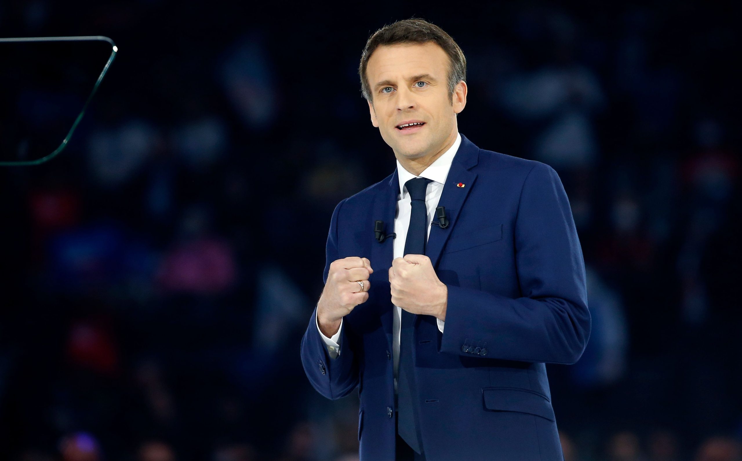 Emmanuel Macron : quelle relation complexe il entretient avec sa mère ...