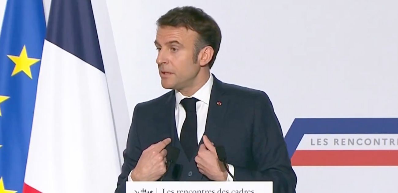 Emmanuel Macron se lâche en plein discours : "c'est Bibi qui paie ...