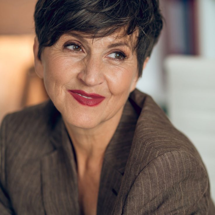 Coupe courte : voici la coiffure pour cheveux courts qui rajeunit le ...