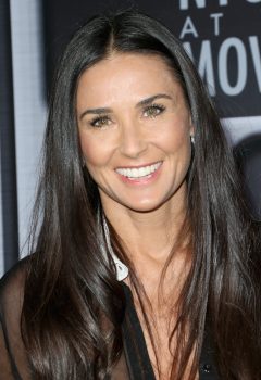 Demi Moore : Son nouveau toy boy, c'est Alex Pettyfer