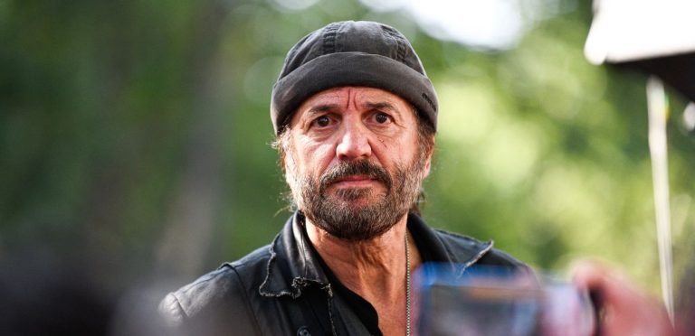 Labiby .com i saw her photos and contacted her without