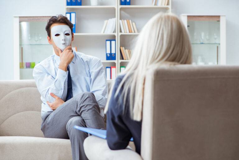 Pervers narcissique : 7 signes pour repérer un manipulateur