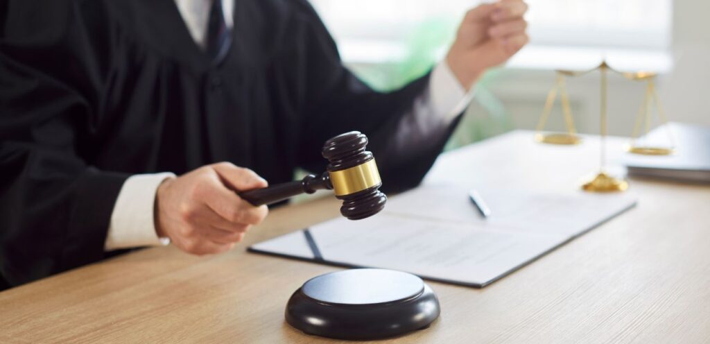 "Aucun regret" : un père de famille condamné à 30 ans de prison pour le meurtre de son ex-femme ...